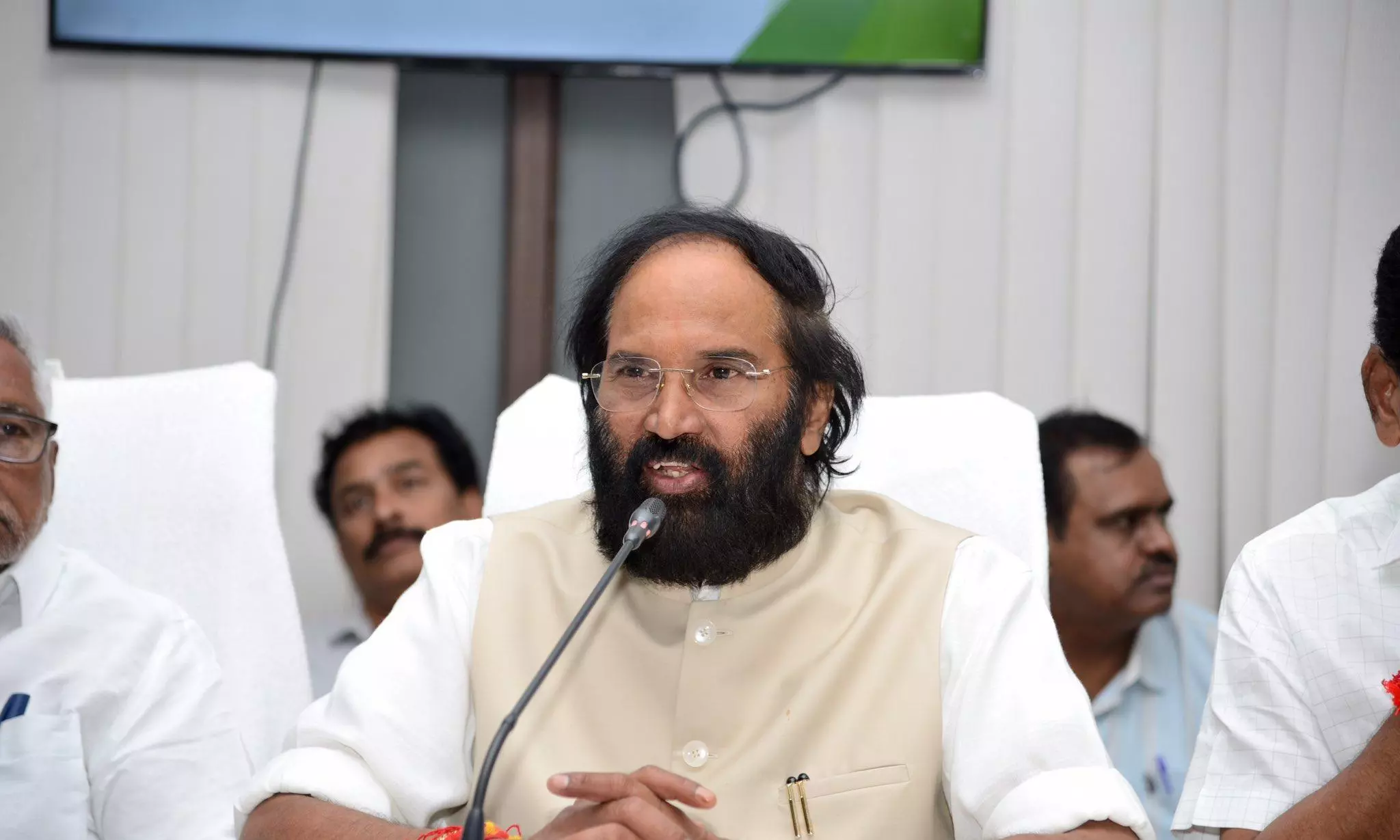 Minister Uttam Kumar Reddy Confirms Barrage to Be Built at ...